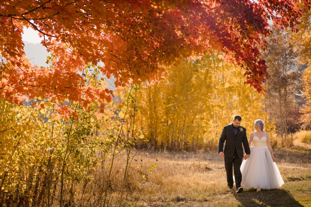 Amanda + Jay’s wedding at Mountain Springs Lodge in Leavenworth, WA ...